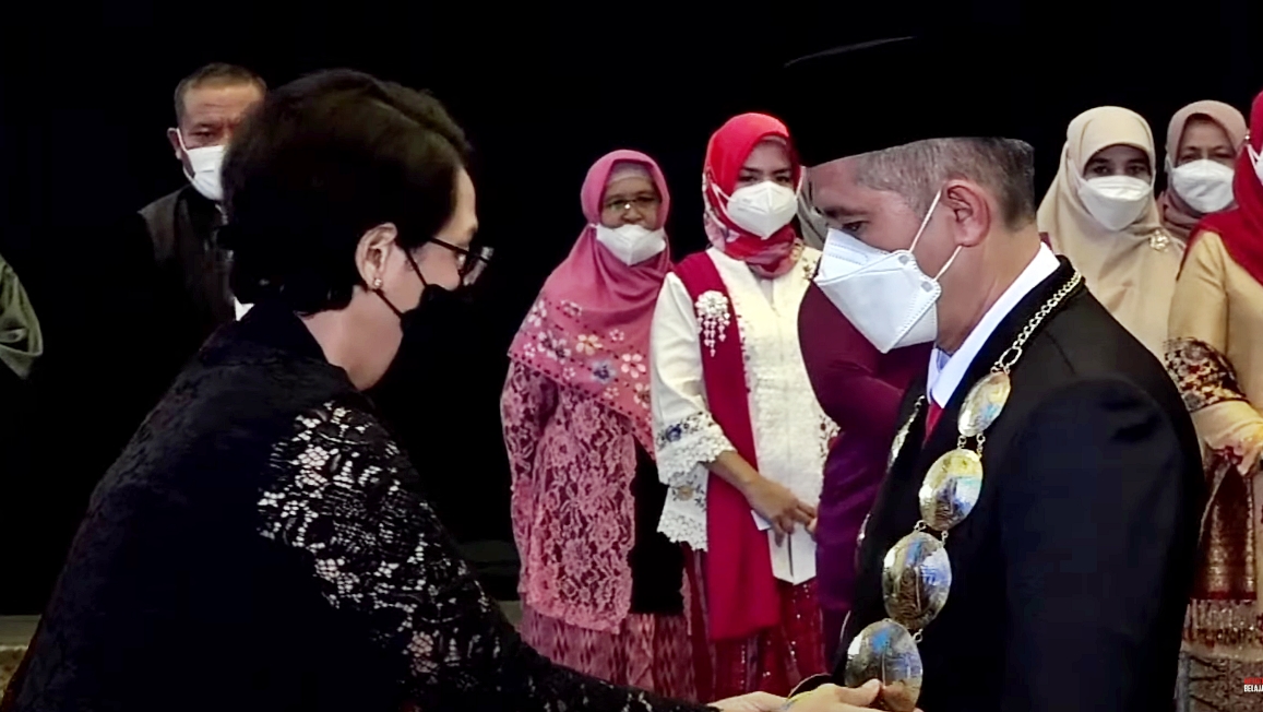 Febri, Alumni MAPK MAN-2 Padang Panjang, Rektor Baru ISI - Spiritsumbar - Berita Sumbar, Daerah ...